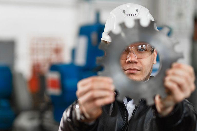 Gold Engineering GmbH - diesel gas engine spare parts ship service